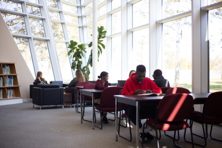 Registrar's Office - Loyalist College