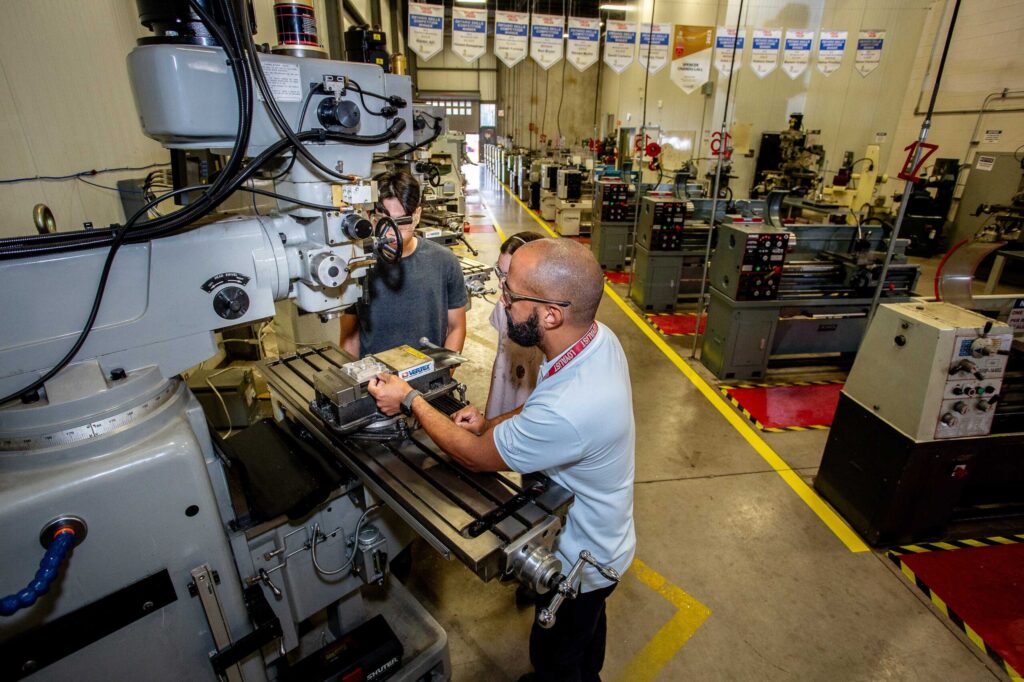 Industrial Mechanic Millwright Apprenticeship - Loyalist College